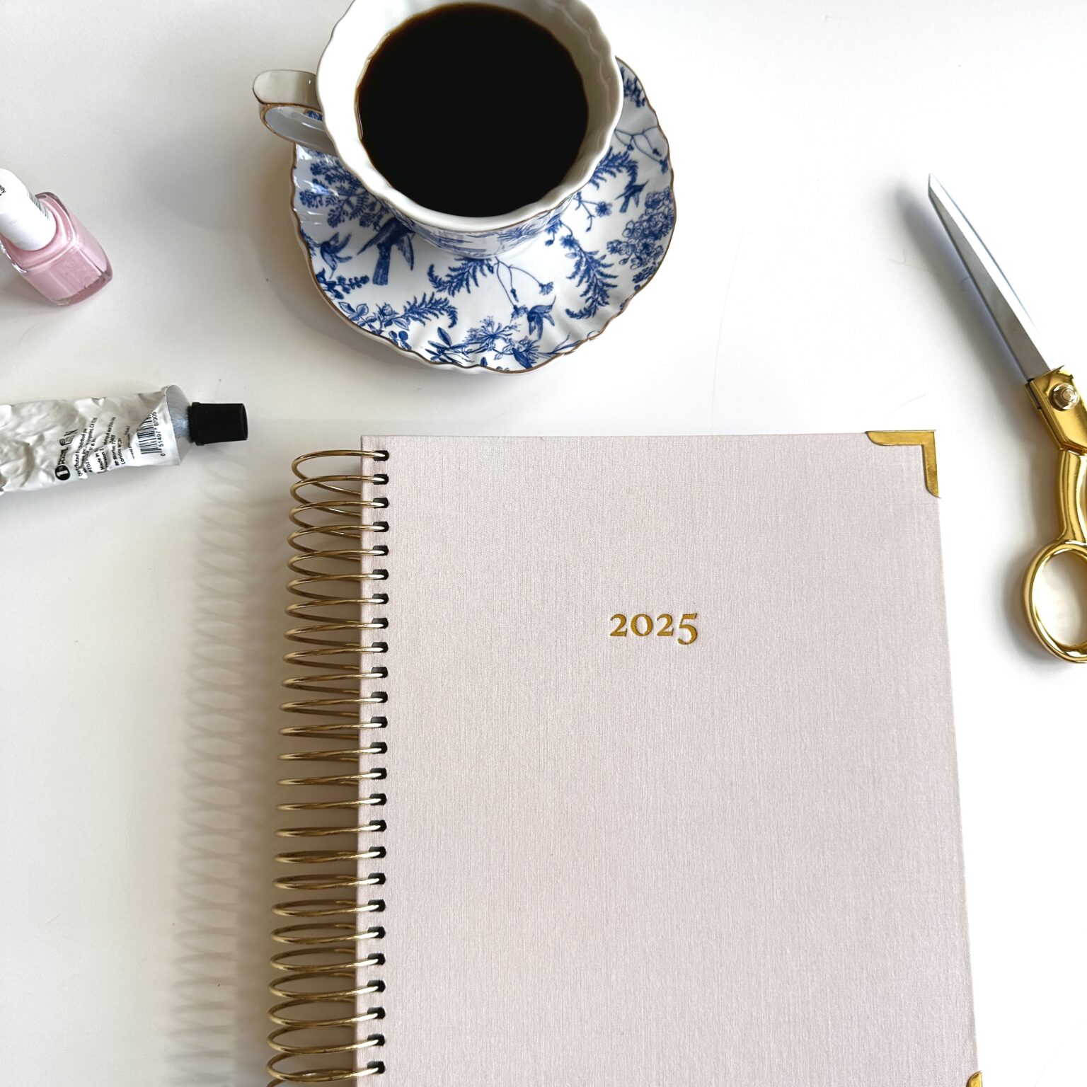Best Productivity Planner for 2025 (Daily Paper Planner) - Mom Nutritionist