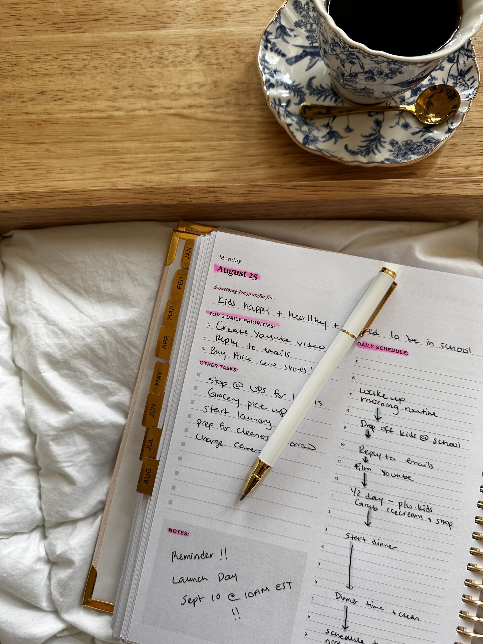 Best Productivity Planner for 2025 (Daily Paper Planner) - Mom Nutritionist